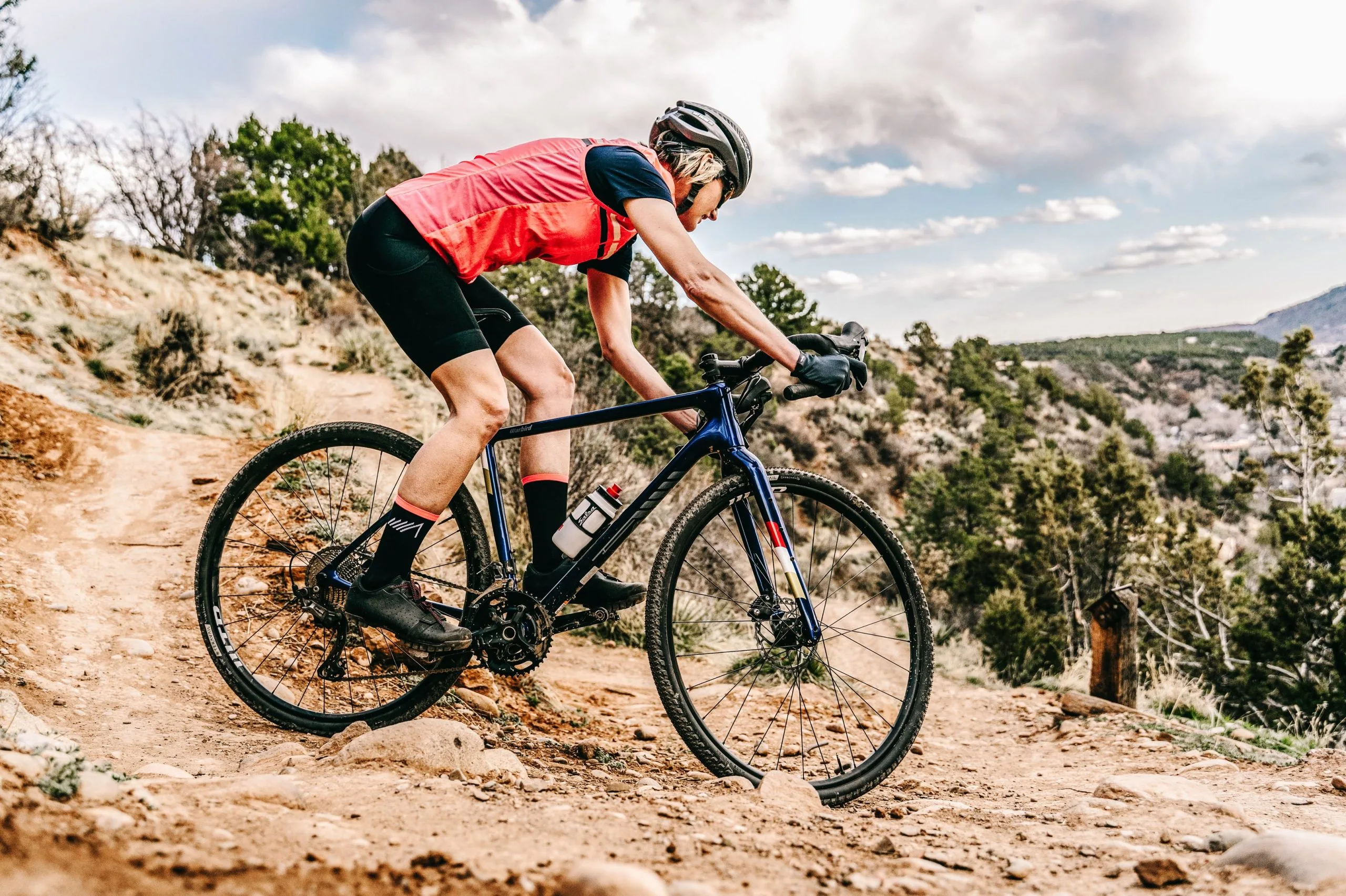 Vélo gravel ou VTT - lequel des deux est le plus adapté selon votre usage